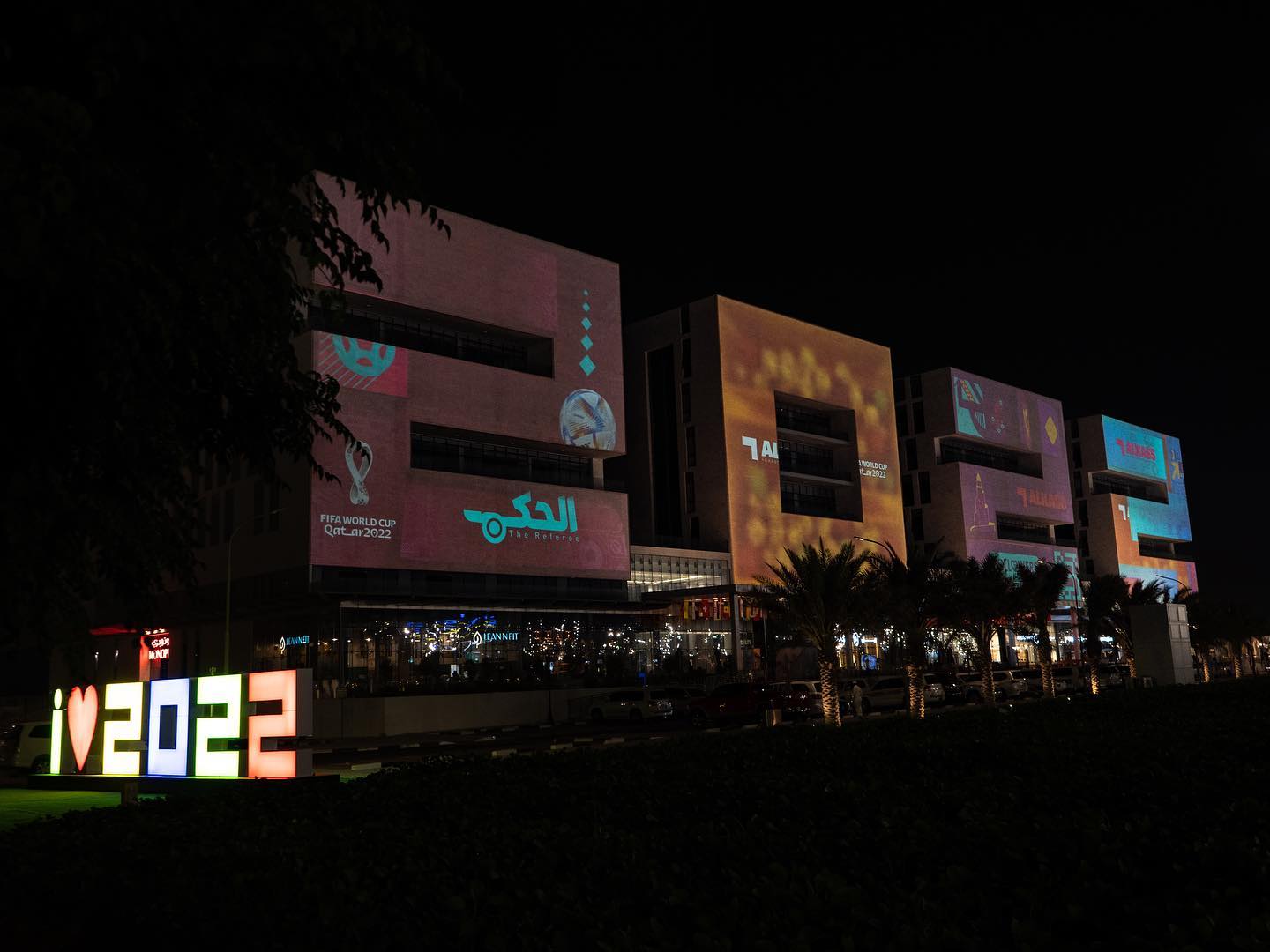 El edificio ICONIC 2022 de Doha - Mecano